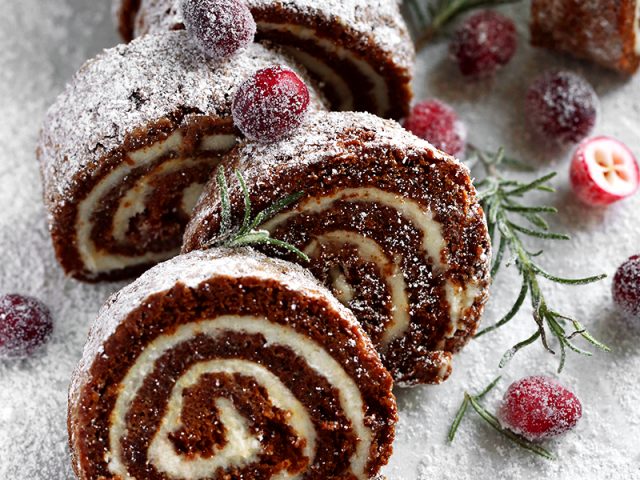 Gingerbread Roll - Tutti Dolci Baking Blog